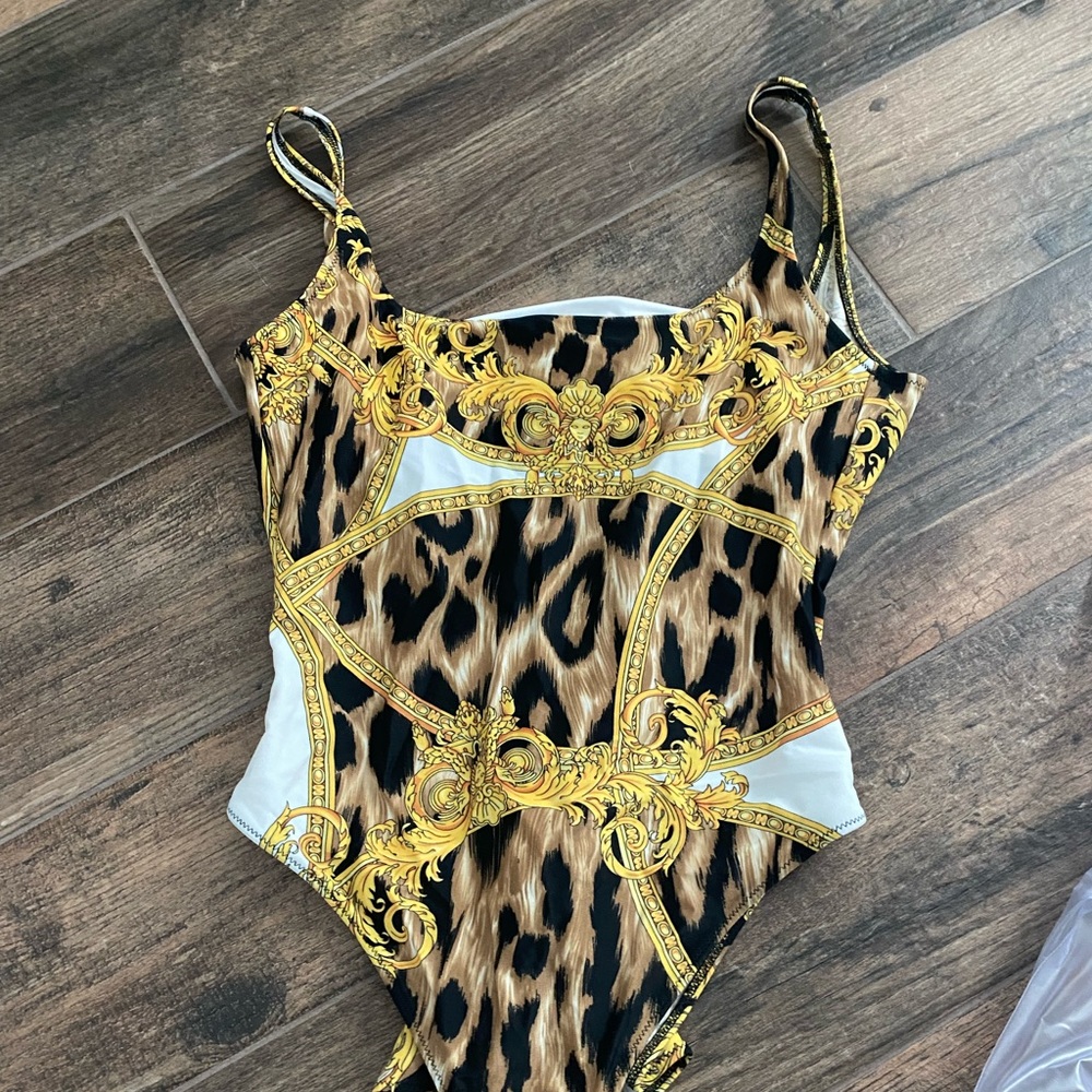 Versace Iconic Print Medusa Leopard Print One Piece - Gem